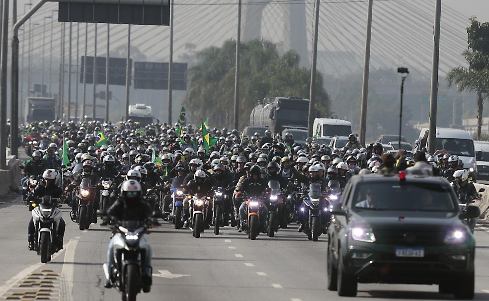 Bolsonaro participa de passeio de motos em São Paulo | Política | Valor ...