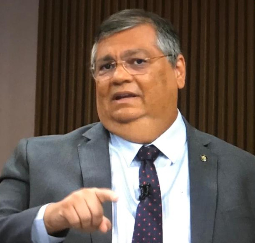 Dino expõe mais uma divergência com Múcio | Política | Valor Econômico