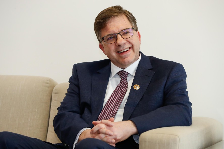 Brasil usa tarifas para interesse nacional, diz ex-embaixador dos EUA | Brasil | Valor Econômico