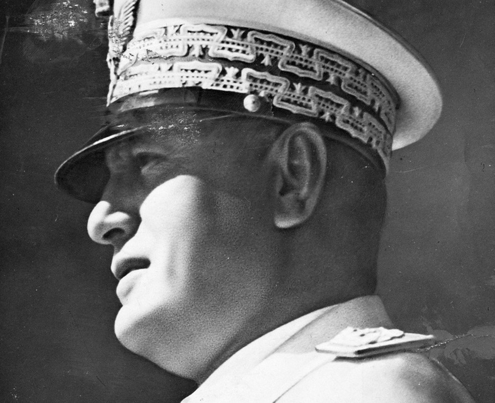 Biografia traz um retrato detalhado de Mussolini | Eu & | Valor Econômico