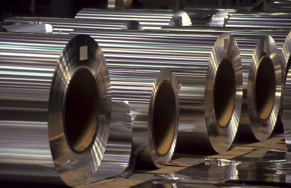 Indústria brasileira do alumínio planeja investir R$ 30 bilhões até ...