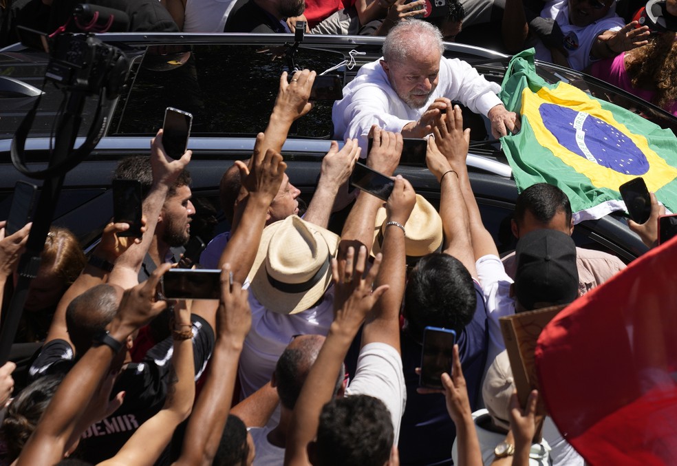 Lula vence a eleição mais apertada da história | Eleições 2022 | Valor ...