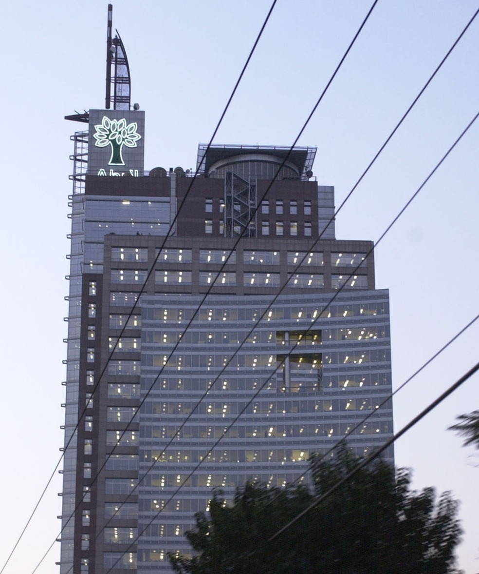 Grupo Abril demite e enxuga estrutura | Empresas | Valor Econômico