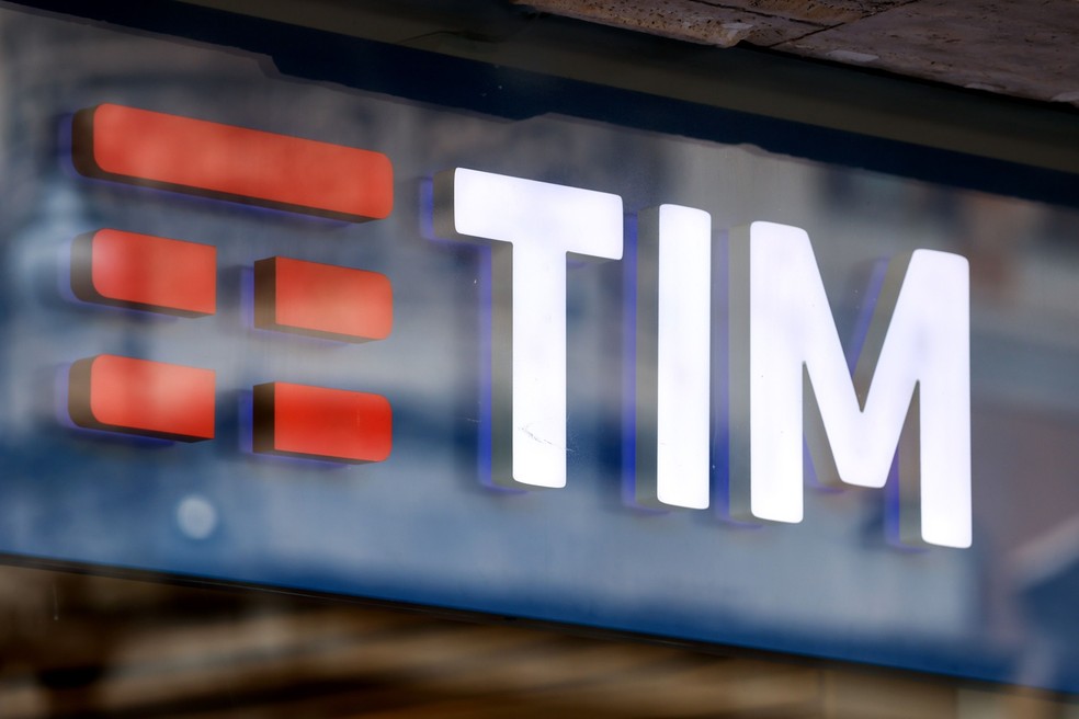 TIM Brasil compra V8.Tech por até R$ 280 milhões | Empresas | Valor ...