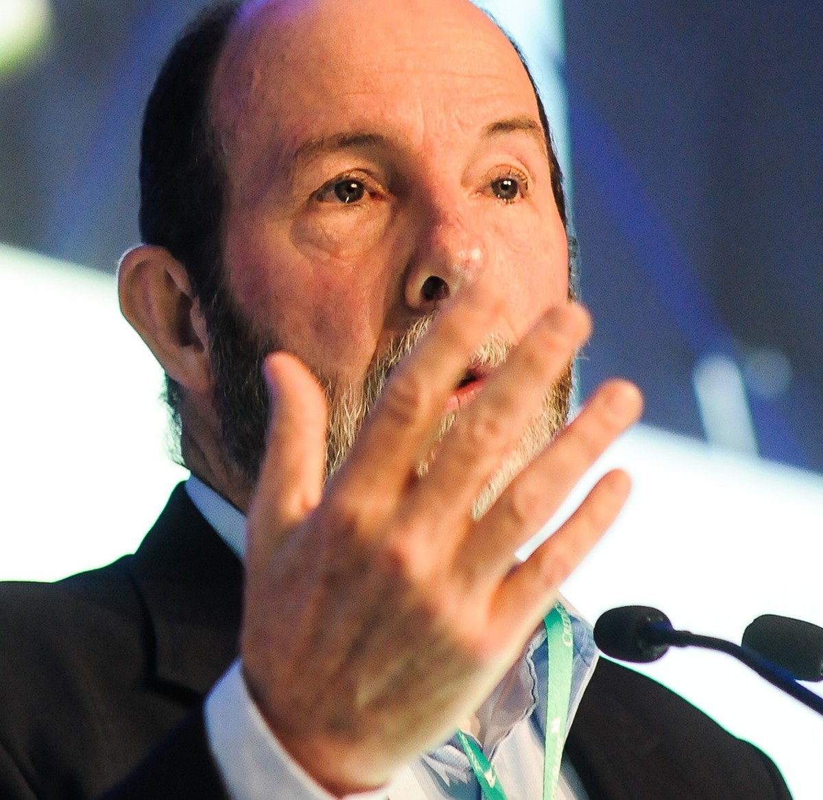 Arminio vê risco de crescimento perto de 1% neste ano | Brasil | Valor ...