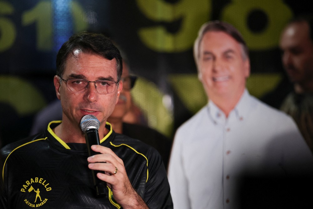 Genial/Quaest: 46% têm medo da família Bolsonaro voltar à Presidência e ...
