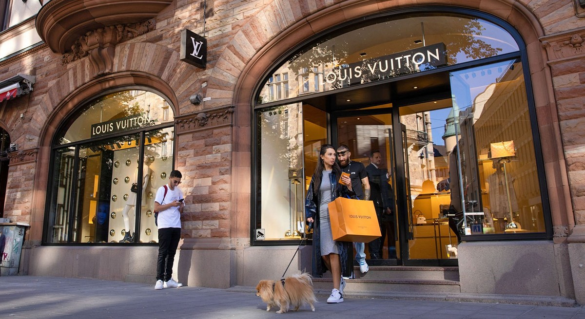 Após expansão forte de vendas, LVMH desacelera | Empresas | Valor Econômico