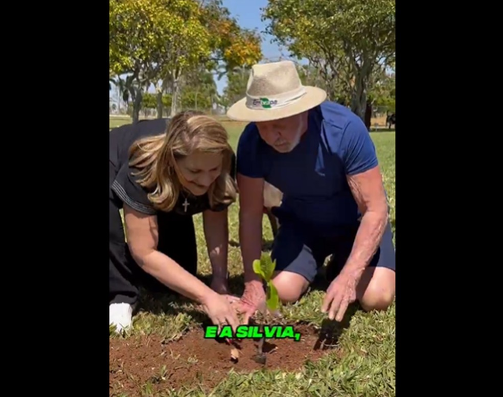 Lula publica vídeo plantando pé de caju e fala em soberania na véspera ...