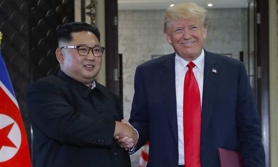 Presidente da Coreia do Sul promete apoiar encontro entre Trump e Kim ...