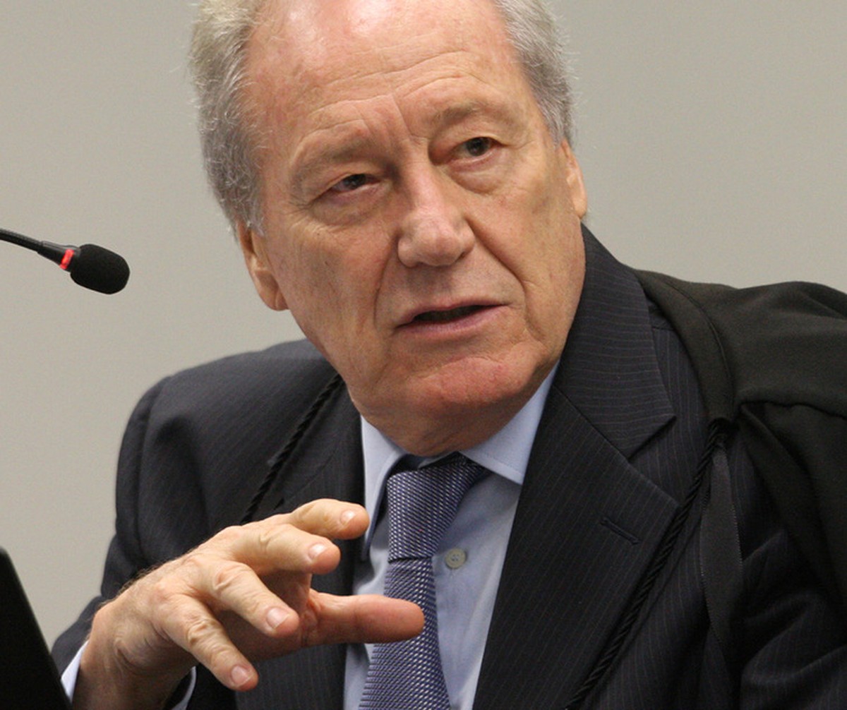 Lewandowski diz que é papel da Justiça Eleitoral combater fake news ...