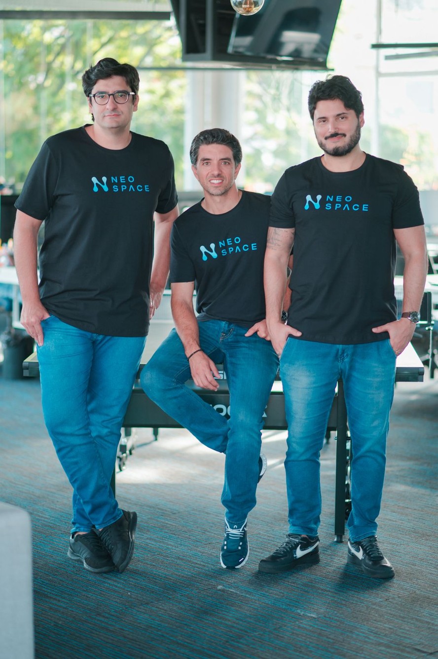 Itaú adquire fatia na NeoSpace, com foco em soluções de IA generativa ...