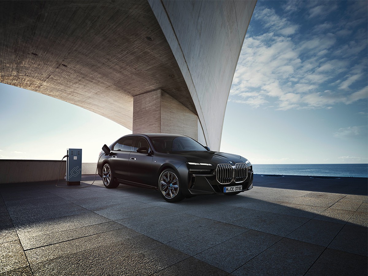 BMW i7 leva o luxo e a tecnologia da mobilidade a um patamar superior ...