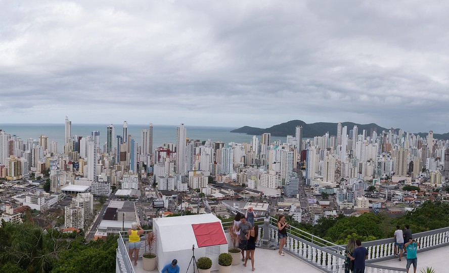 Quais são os prédios residenciais mais altos do mundo? Balneário ...