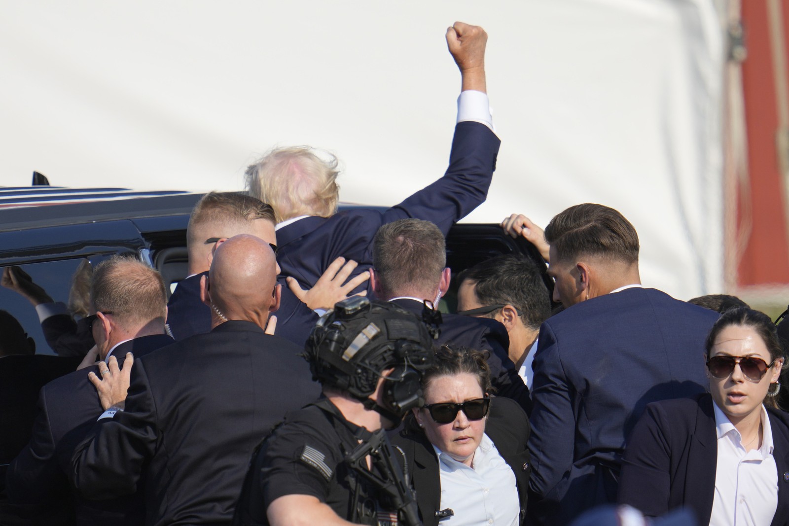 FBI identifica atirador que tentou assassinar Trump | Mundo | Valor ...