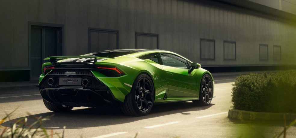 Lamborghini leva fúria de 640 cv das pistas para as ruas | Empresas ...