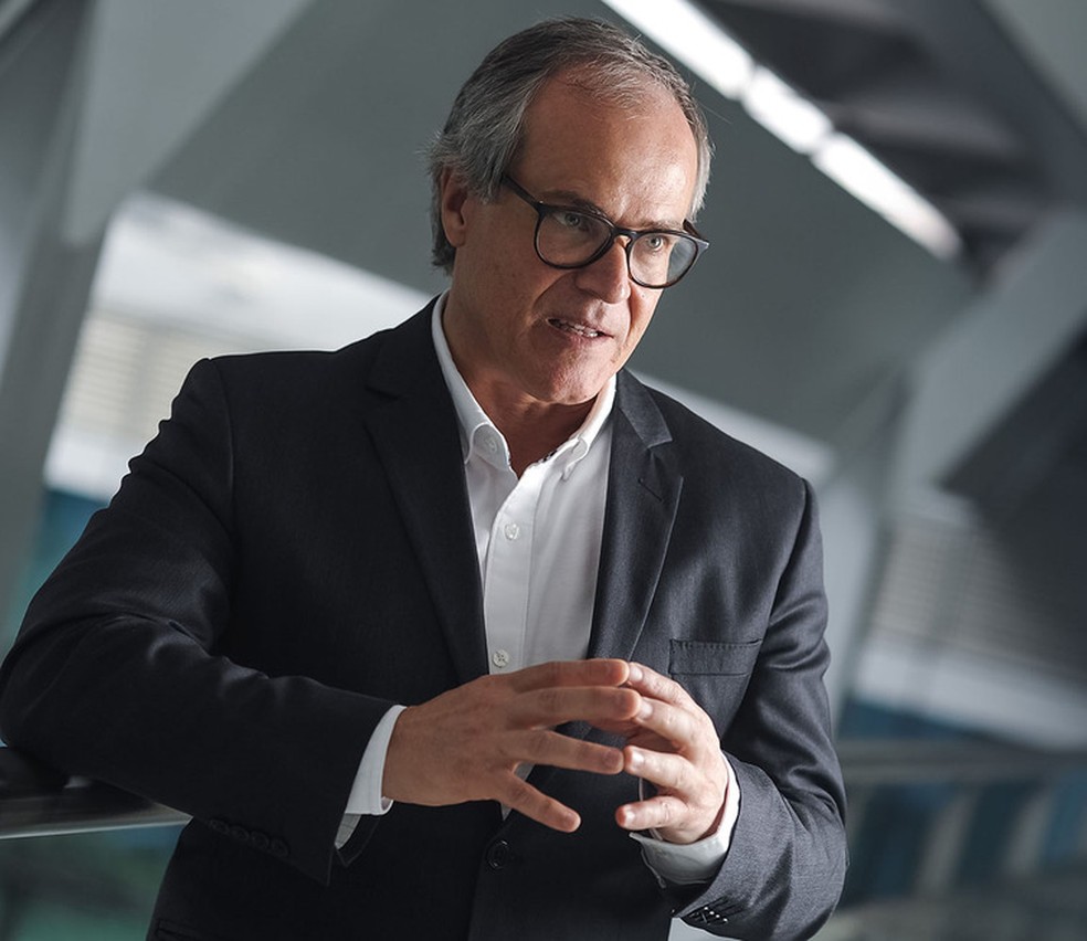 Venda da Avon para de cair, mas plano é aumentar lucro, não receita ...