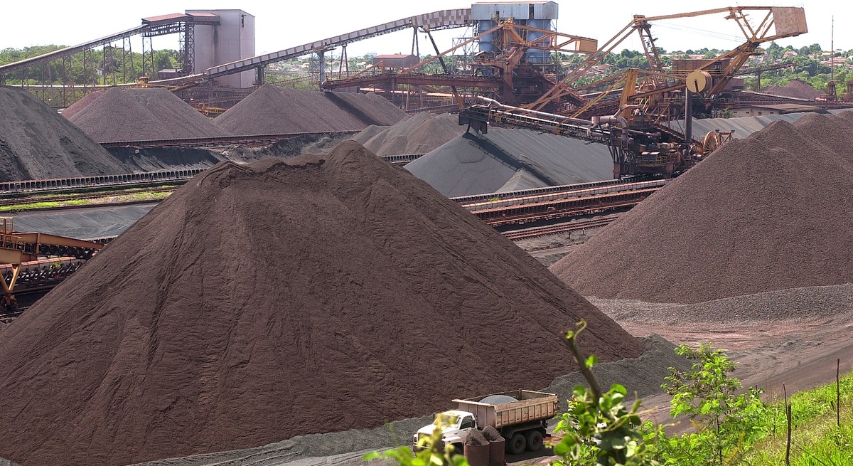 Minério de ferro volta a subir em Qingdao e renova máxima histórica ...