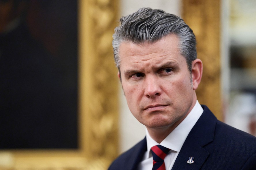 Pentágono diz que Hegseth colocou tropas em risco com uso de aplicativo ...