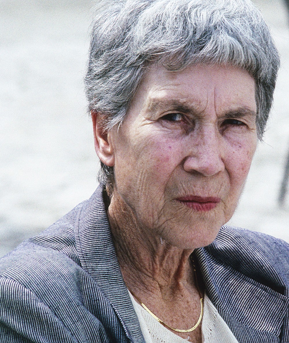 Natalia Ginzburg mostra compreensão realista da felicidade em “Caro ...
