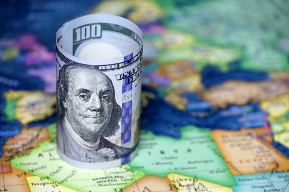 Dólar: privilégio dos EUA na economia mundial | Banco Master | Valor ...