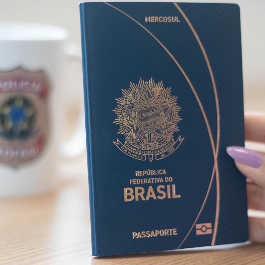 Veja os documentos necessários para tirar passaporte | Brasil | Valor ...
