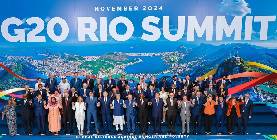 Líderes do G20 posam para nova foto com Biden, Trudeau e Meloni ...
