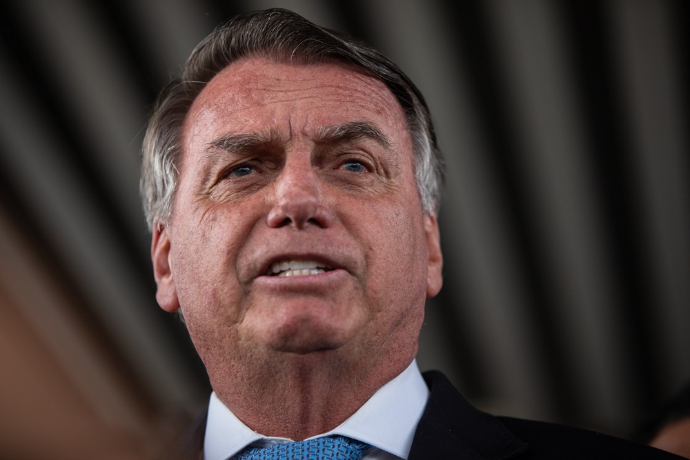 Bolsonaro diz que vai manter candidatura para 2026 'até o último ...