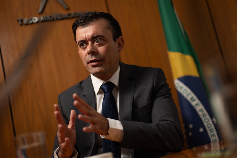 É um momento de processo decisório [para as medidas], nota Ceron ...