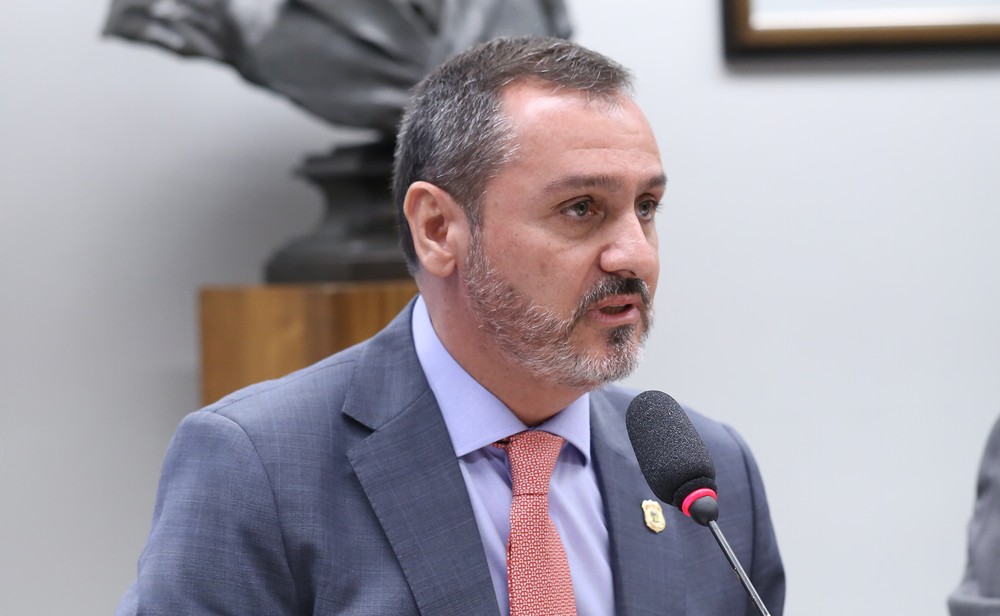 Fraude envolvendo Banco Master envolve R$ 12 bilhões, diz diretor-geral ...
