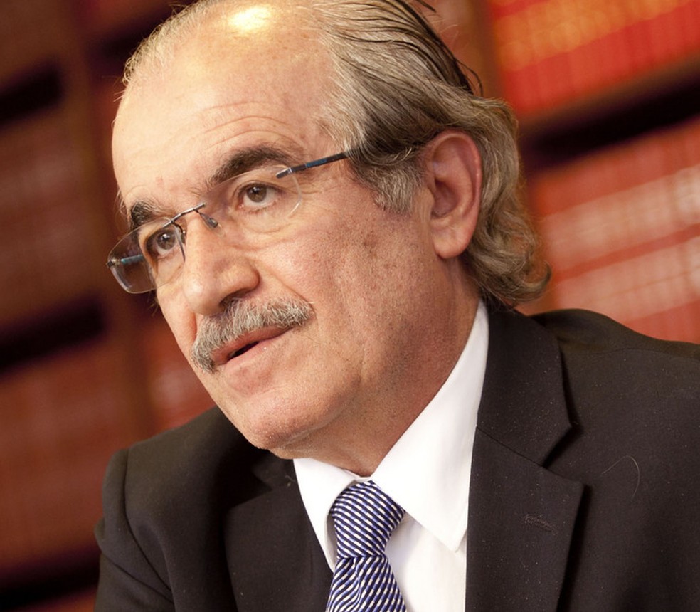 Chaim e sua filha deixam o conselho do grupo Estácio | Empresas | Valor ...