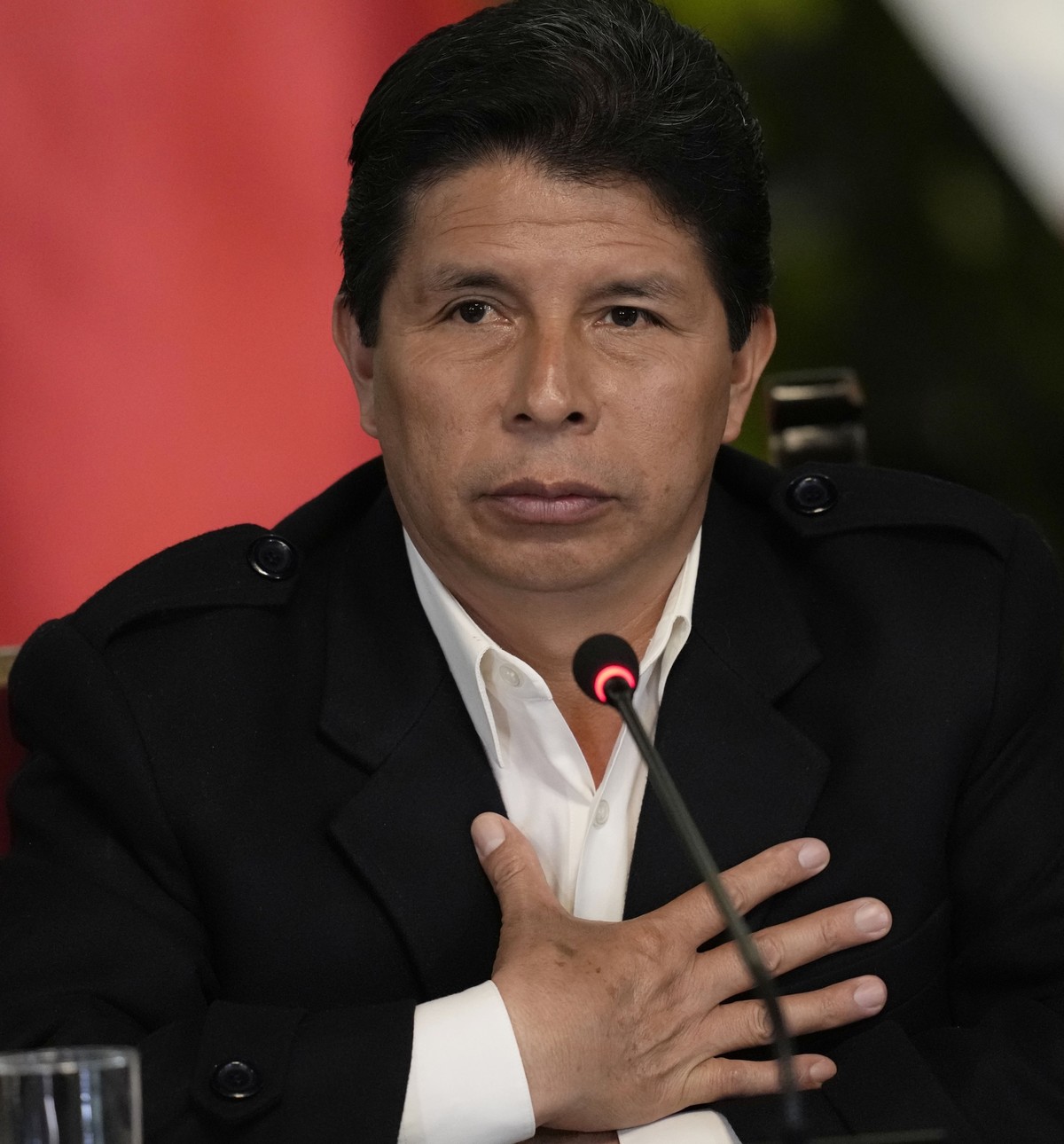 Procuradora-geral do Peru apresenta denúncia contra Pedro Castillo por ...
