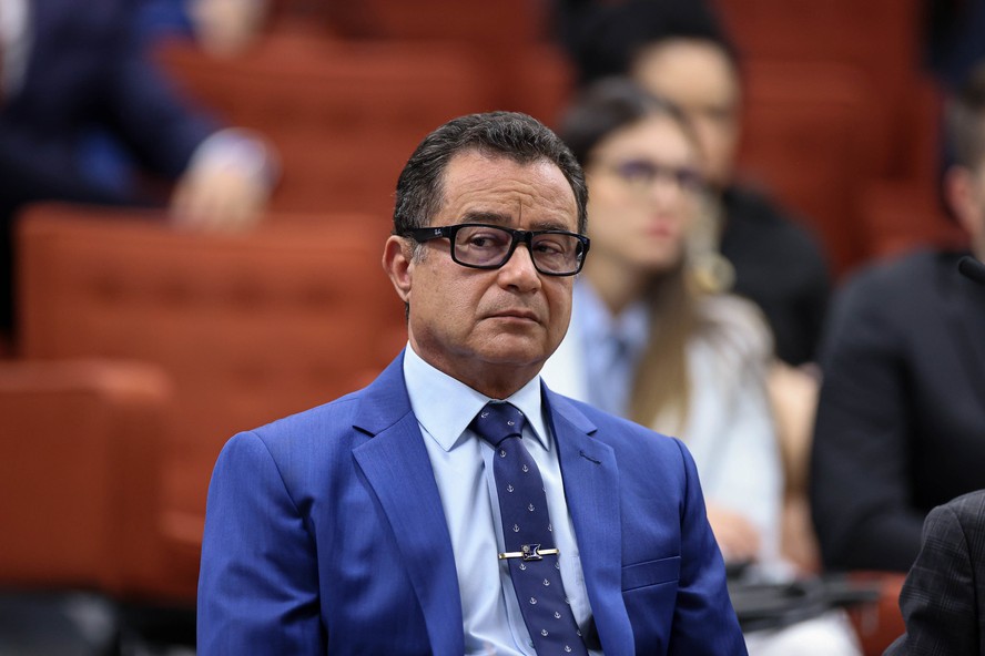 Em audiência, Garnier disse que foi preso em academia de ginástica ...