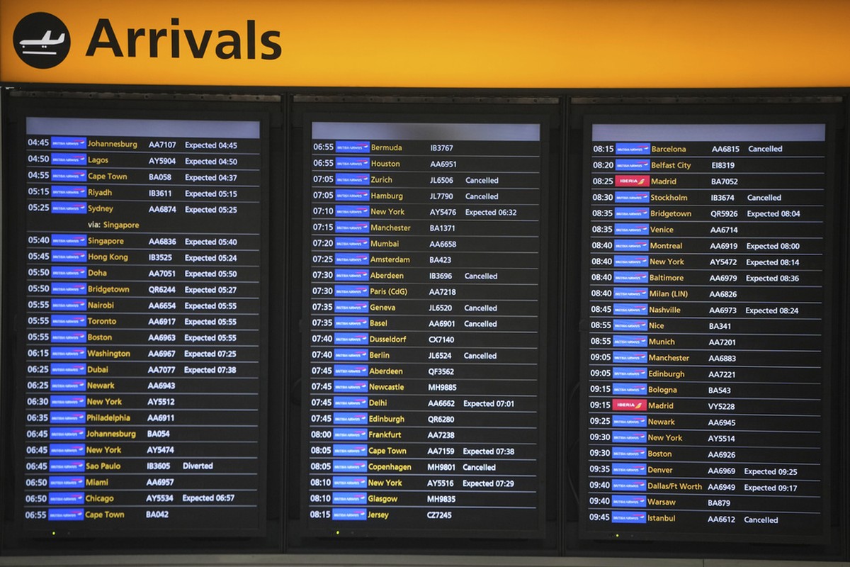 Aeroporto de Heathrow anuncia que deve retomar operações ainda na sexta ...