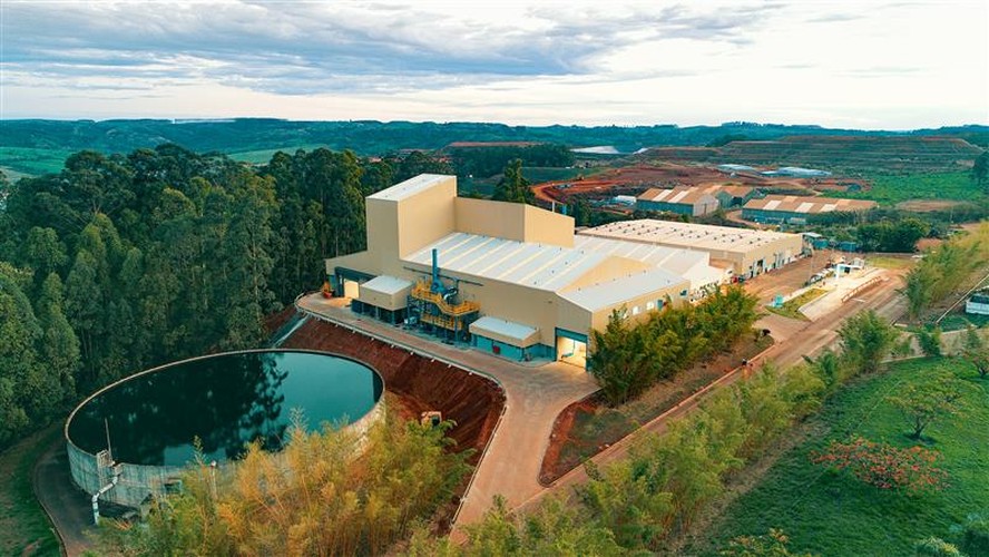 CBMM inaugura fábrica para produção de material que aprimora baterias ...