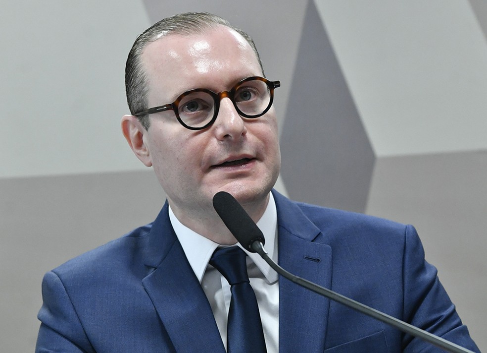 Zanin toma posse no STF e enfrenta pauta recheada de temas polêmicos ...