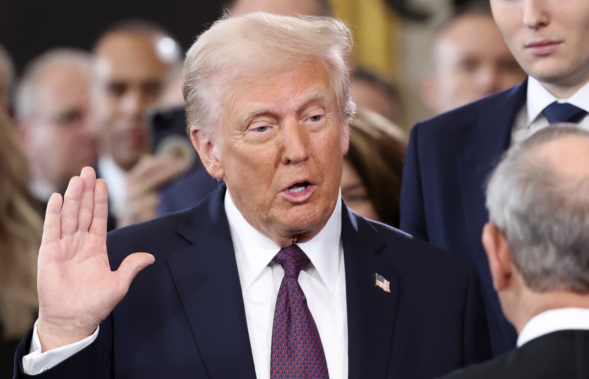 Donald Trump toma posse declarando emergência energética e na fronteira ...