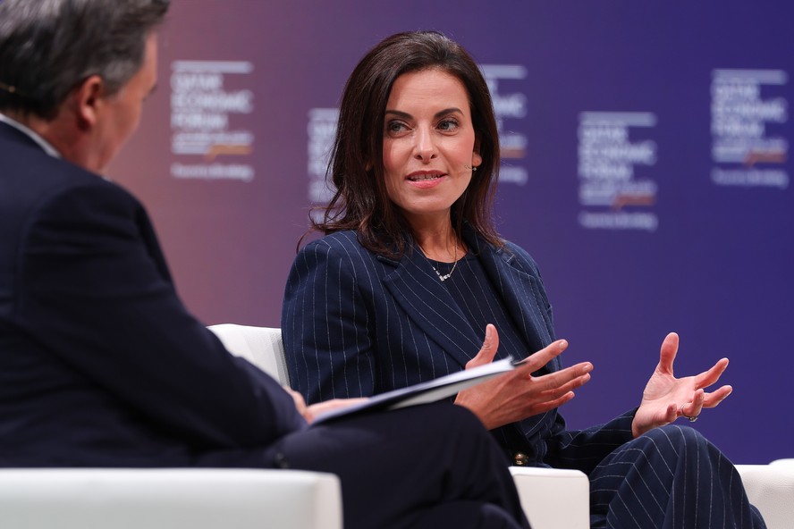 Meta nomeia Dina Powell McCormick como presidente e vice-presidente do ...
