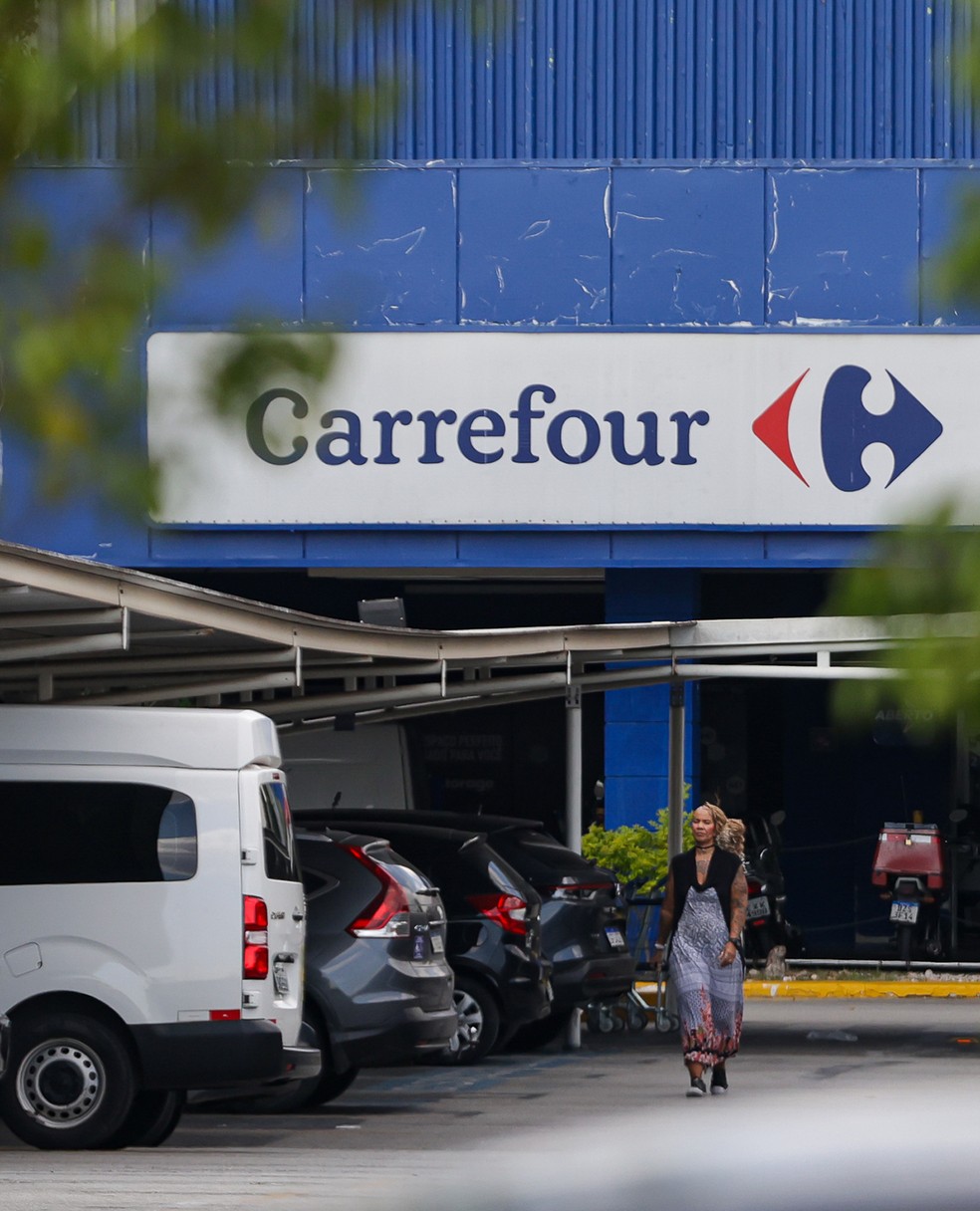 Votos para Carrefour deixar B3 surpreendem, mas placar pode mudar ...