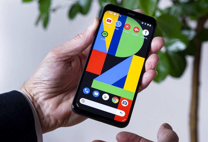 Google lança celular com sensor e caixa de som inteligente | Empresas ...