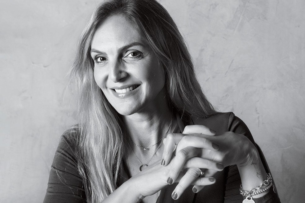 Carla Melhado: Comunicação fluida para resolver conflitos | Executivo ...