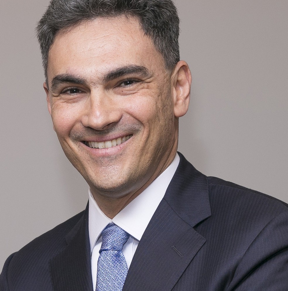 TIM muda comando após elevar lucro no trimestre | Empresas | Valor ...