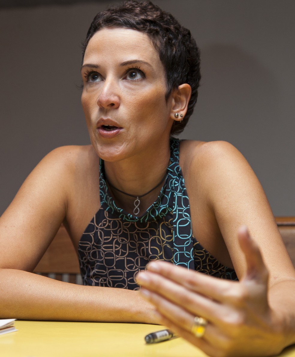 Para Monica de Bolle, pandemia demanda um programa de renda básica ...