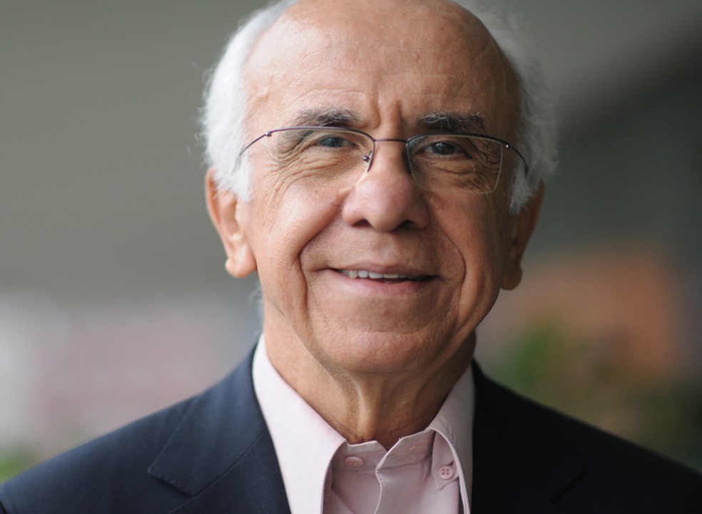 Falconi cria empresa de ensino a distância | Empresas | Valor Econômico