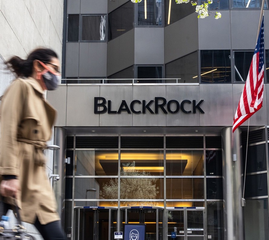 BlackRock impulsiona sua própria criptomoeda com Binance, OKX e Deribit | Criptomoedas | Valor ...