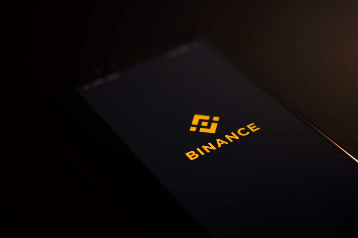 Binance encerra negociação da stablecoin BUSD, token que estava na mira ...