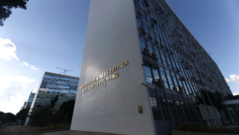 Governo nomeia nova secretária nacional de Geologia, Mineração e ...