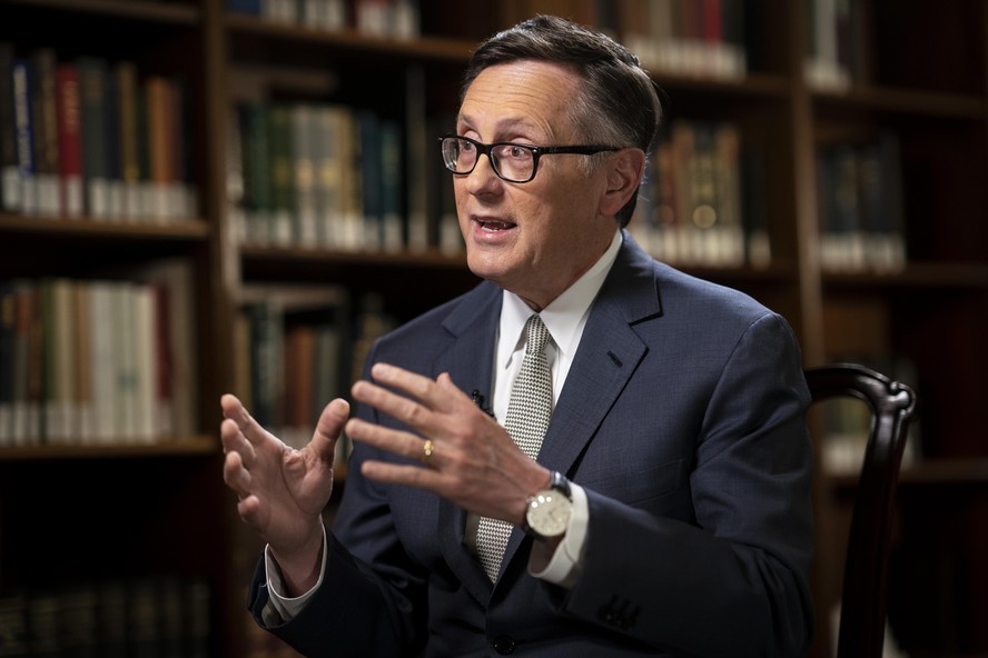 Richard Clarida, do Fed, anuncia que renunciará no dia 14 de janeiro ...