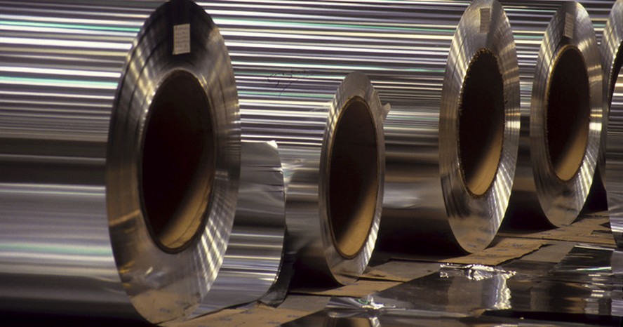 Alcoa reverte prejuízo e tem lucro de US$ 20 milhões no 2º trimestre ...