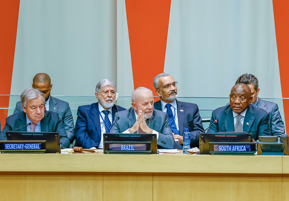 Lula nega contradição entre encontrar executivos da Shell e defender ...