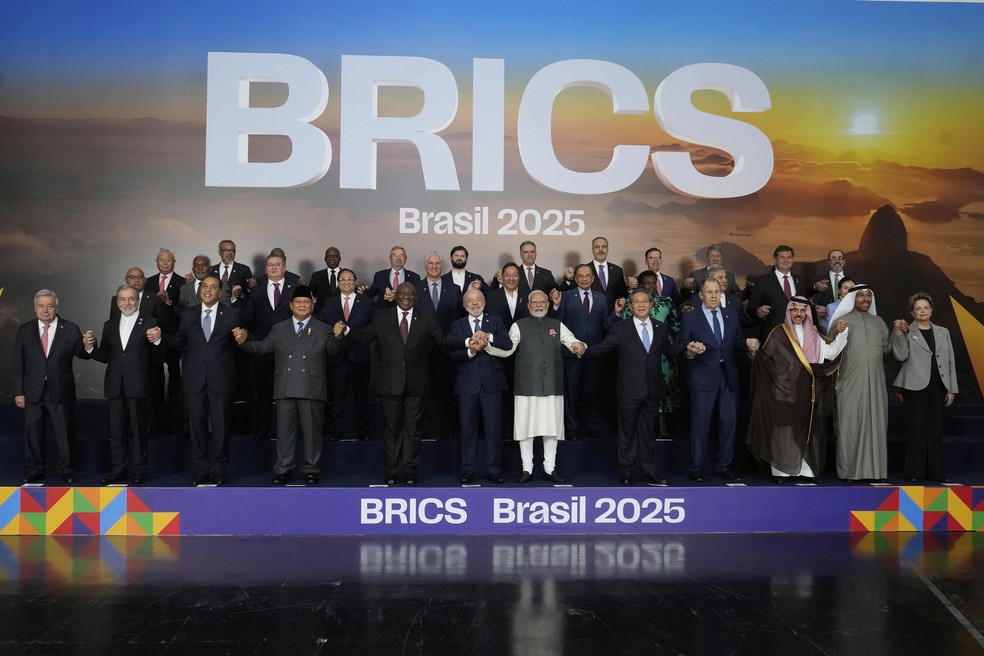 Brics reafirma compromisso com Acordo de Paris e cobra financiamento de países ricos | Brasil ...